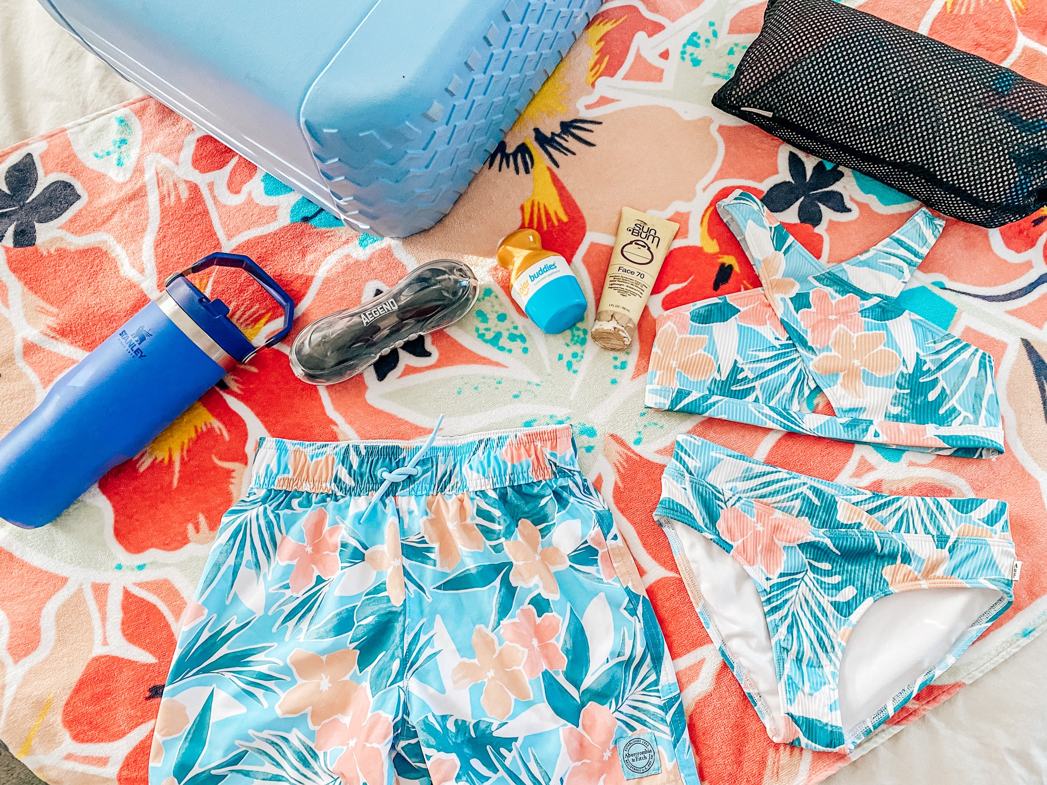 A Week At The Beach: What To Pack For The Family For Stress Free Travel ...